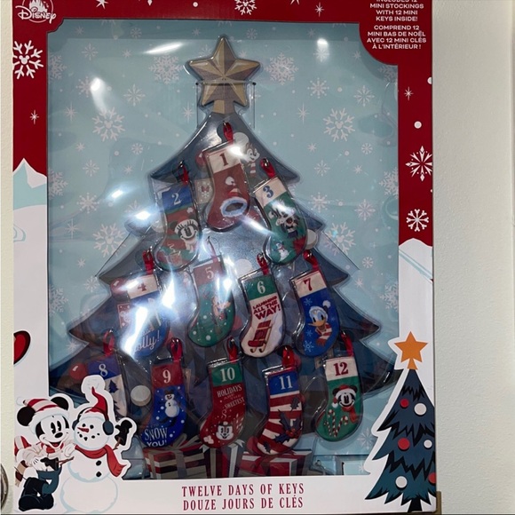 Disney | Holiday | Disney Twelve Days Of Keys Advent Calendar Christmas ...
